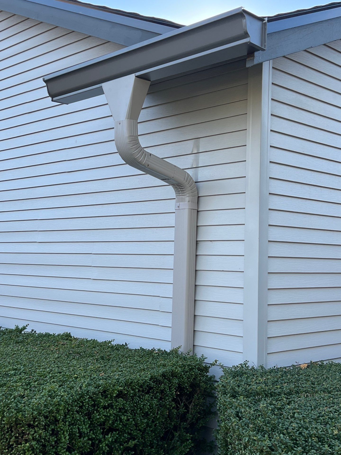 How Much Does it Cost to Replace Gutters?